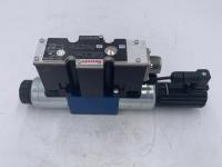 China R900912154 4WREE6Q2-32-2X/G24K31/A1V 4WREE6Q2-32-22/G24K31/A1V Rexroth Proportional Directional Valve for sale