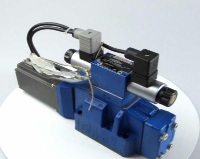 China R901083317 4WRKE27W8-500P-3X/6EG24K31/A5D3M Rexroth 4WRKE27 Series Proportional Directional Valve for sale