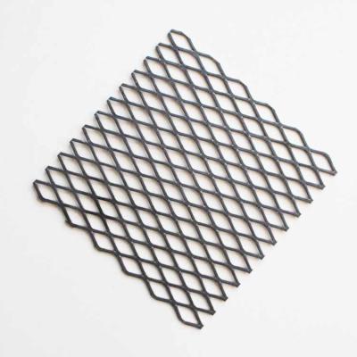 China Long Life Fluorocarbon Carbon Steel Expanded Wire Mesh For Hospital Fence for sale