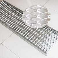 China Mezzanine Aluminum Safety Grating Simple And Beautiful Appearance Long Lifespan for sale