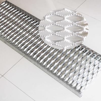 China Mezzanine Aluminum Safety Grating Simple And Beautiful Appearance Long Lifespan for sale