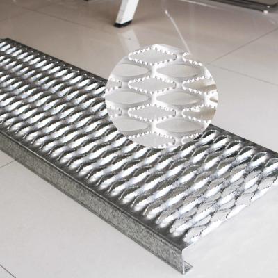 China Stainless Steel Galvanized Steel Grating Anti Slip Diamond Safety Grating For Walkways for sale