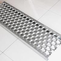 China Stainless Round Galvanized Steel Grating For Floors , Anti - Corrosion for sale