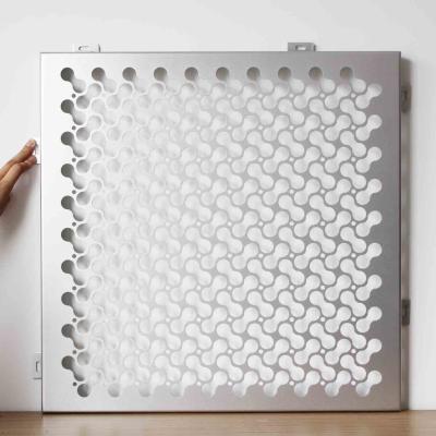 China Smooth Surface Fashionable Decorative Metal Screen Panels Corrosion Protection for sale