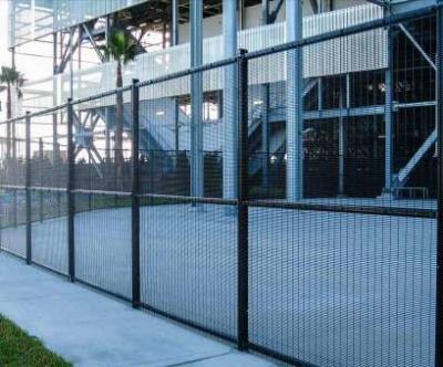 China Durable Anti - Thief Expanded Metal Gate With Various Colors And Hole Shapes for sale