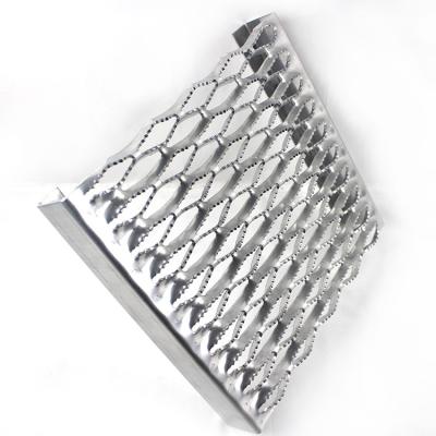 China Diamond / Crocodile Mouth Pattern Safety Grating Perforated Stair Treads for sale