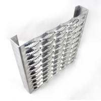China Safety Grip - Strut Aluminum Walkway Grating , Galvanised Floor Grating for sale