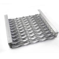 China Stair Treads Anti Skid Plates Perforated Walkway Round Metal Mesh ISO Passed for sale