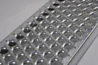 China Sturdy And Durable Metal Security Mesh Stainless Steel Anti Skip Perforated Plate for sale