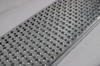China Anti - Skid Perforated Steel Plate Apply To Walkway Long Life Warranty For Fade Color for sale