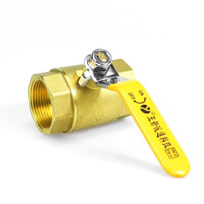 China Forged Brass Ball Valve Female Threaded 1/2 Inch 3/4 Inch PN16 for Oil Water Gas for sale