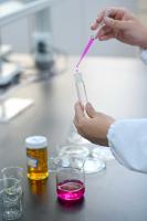 China Food Grade Xylanase Enzymes for Baking & Brewing | 30°C-70°C Temperature Range | 20kg/30L Packaging for sale