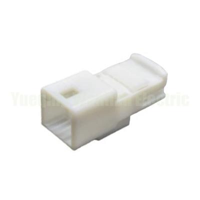 China 1565804-1 Male 8 Pin Automotive Connector Docking Electrical Connector 0.7 Series for sale