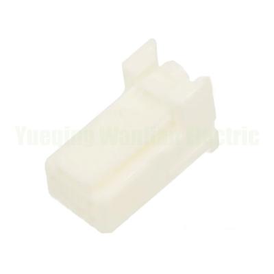 China 1379659-5 8 Pin Auto Wire Connectors Automotive Female White Waterproof Housing for sale