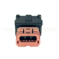China 3 Pin Ignition Coil Connector PB185-03026 Automotive High Voltage Ignition Coil Plug for sale