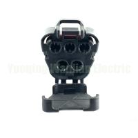 China 5 Pin MG641521-4 Auto Gasoline Oil Pump Assembly Plug Female Waterproof Connector for sale