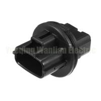 China 81128-06470 Lamp Holder Black Turn Signal Light Bulb Socket Suit Bulb Holder for sale