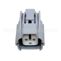 China 6189-0131 3 Pin Female Automotive Plug Connectors Camshaft Sensor Socket for sale