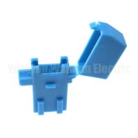 China BX2017E Blue Middle Blade Fuse Holder AC Assembly Car Insurance Socket Jacket Fuse Box for sale