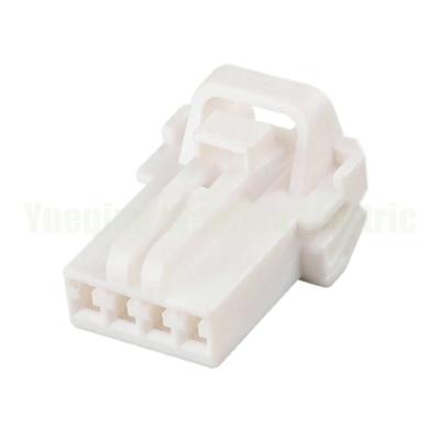 China 4 Pin MG611275 PH855-04010 Automotive Female Docking Unsealed Wire Harness Socket AC Assembly for sale
