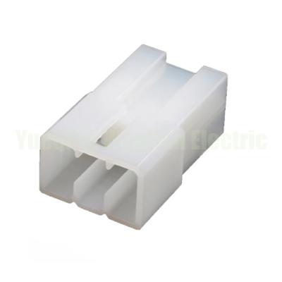 China 5 Pin MG620211 Male Auto Car Electrical Wiring Harness Plug Socket Connector for sale
