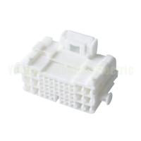 China 32 Pin MG651711 Automotive Electrical Wire Connector Plug Auto Socket Plastic Connector for sale