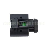 China 3 Pin 09441391 female crankshaft sensor plug Injector Connector high pressure oil pressure Plug for sale