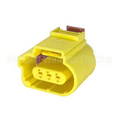 China 3 Pin 8V0973703 AC Assembly Automobile Wiring Socket Car Wire Cable Waterproof Connector for sale
