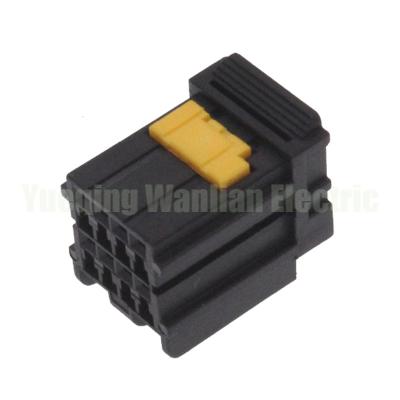 China 8 Pin  68508-0811 car wire female cable connector automotive waterproof plug socket for sale