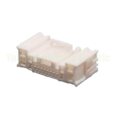 China 24 Pin MG655767 Automotive Connector Female Wire Steering Booster Plug Electrical Connector for sale