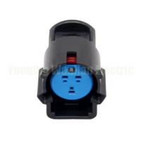China 3 Pin 13589761 13523264 female car waterproof auto connector Sealed Connector Oil pressure sensor plug for sale