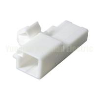 China 2 Pin 7282-5845 Auto Reader Coil Plug Automotive Light Socket Auto Electrical Connector for sale