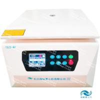 China Laboratory Benchtop Low Speed Centrifuge Machine Precisely Controls Centrifugal Force for sale