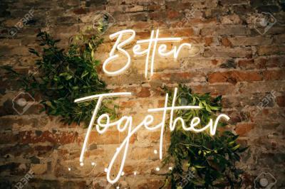 China Hot beautiful romantic name custom led neon light sign for wedding decoration for sale