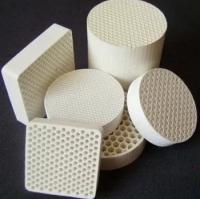 China White Honeycomb Ceramic Catalyst Carrier with 51% SiO2 for Gasoline & Diesel Engine Purification and Large Specific Surface Area for sale