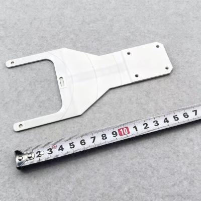 China Aluminum Nitride Ceramic Wafer Handling Arms with Exceptional Thermal Management Superior Electrical Insulation and Precision Thermal Expansion Matching for sale