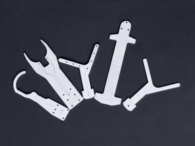 China Precision Ceramic Robotic Arms and Fingers with Thermal Stability and Dimensional Precision for Semiconductor Wafer Handling for sale