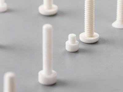 China Al2O3 Ceramic Screws with Hex and Pan Heads for Extreme Temperature Resistance in Harsh Environments for sale