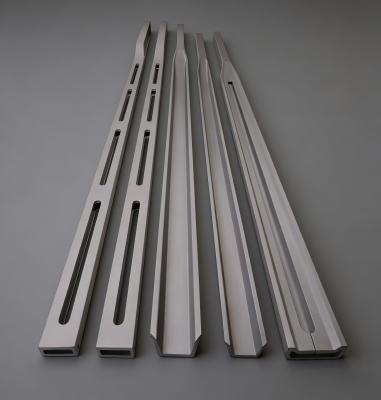 China Reaction-Bonded Silicon Carbide Paddle with 1380°C Long-term Service Temperature High Load-Bearing Capacity and Superior Thermal Expansion Match for Semiconductor Wafer Handling for sale