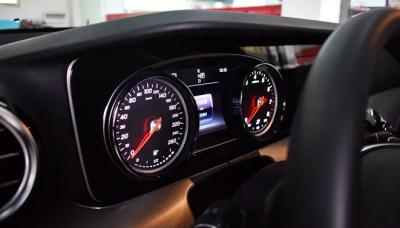 China Mercedes Benz W222 12.3 Inch LCD Instrument Cluster for S-Class 400 Cd/m2 for sale