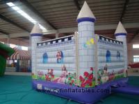 China Snow White Tarpaulin 6×4M Inflatable Bouncer Combo for sale