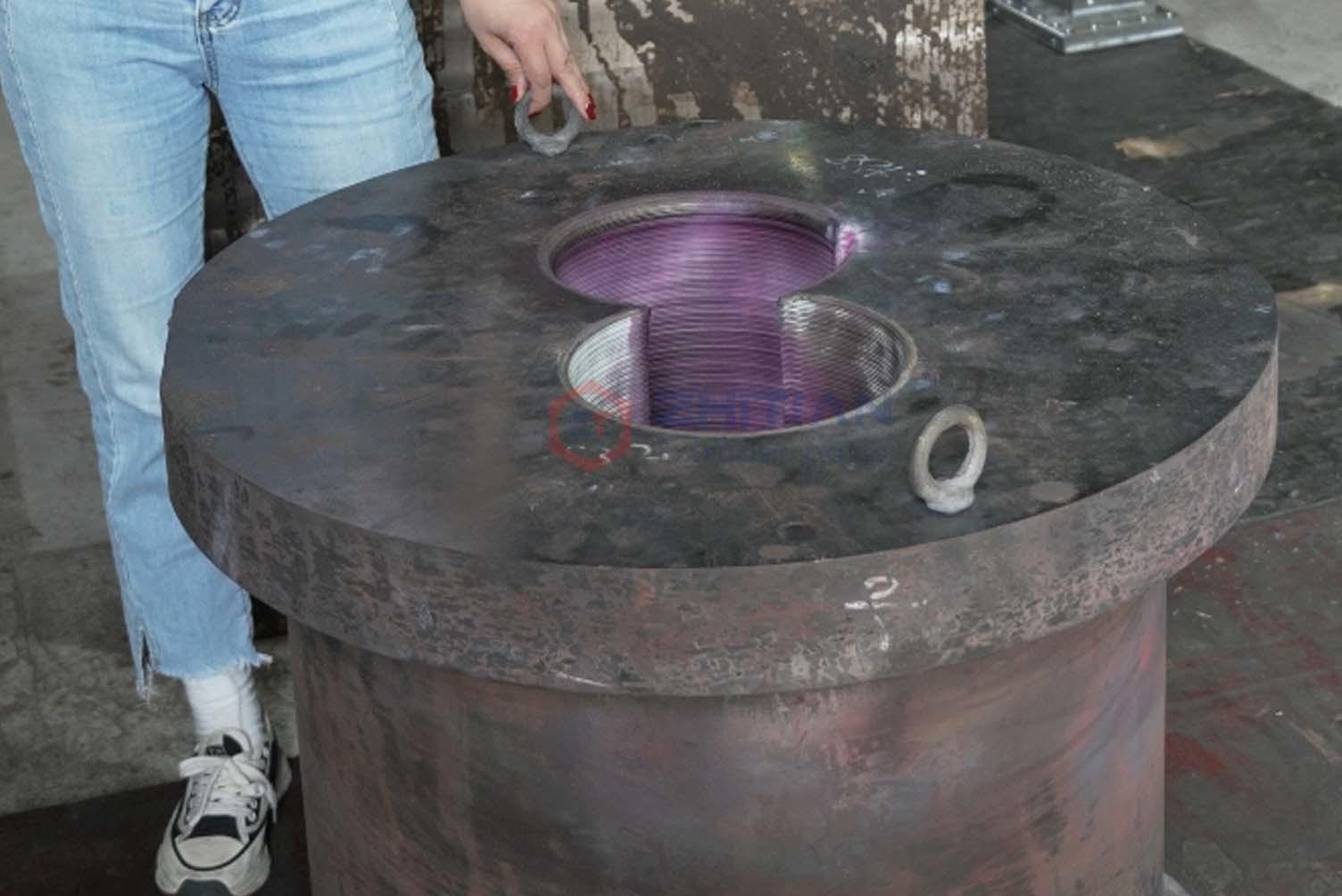 Laser Cladding Nickel-Tungsten Carbide Barrel