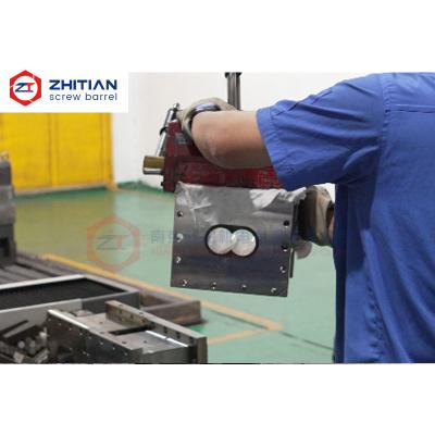 China Precision Segmented Twin Screw Extruder Barrel with Advanced Alloy Liner for High-Torque Extrusion Lines for sale