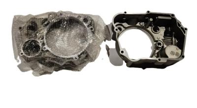 China Engine Right Crankcase Cover Stainless Steel Motorbike Spare Parts for sale