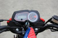 China 1.8l Splash Street Sport Motorcycles 4 Stroke Cover Thickened Seat 150cc Motorbike for sale