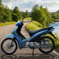 China Petrol Bike Motorcycle 110cc Underbone Dirt Bike Motocross Scooter Motorcycle Spoke Wheel Chromed 12v Bicycle for sale