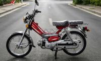 China 2kw 8000rpm Moped Sport Bike Square Headlight Big Footrest Aluminium 110 Street Bike for sale