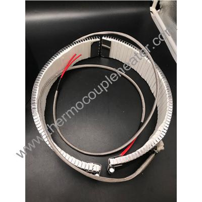 China Stainless Steel Extruder Screw Barrel Ceramic Half Round Heater With Terminals In 2 Halves for sale