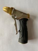 China SGS 10 Bar 8 Patterns OEM Garden Hose Spray Gun for sale