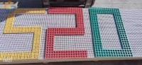 China Customizable Colour Patterns FRP Grating Walkway 38*38mm Easy Installation for sale